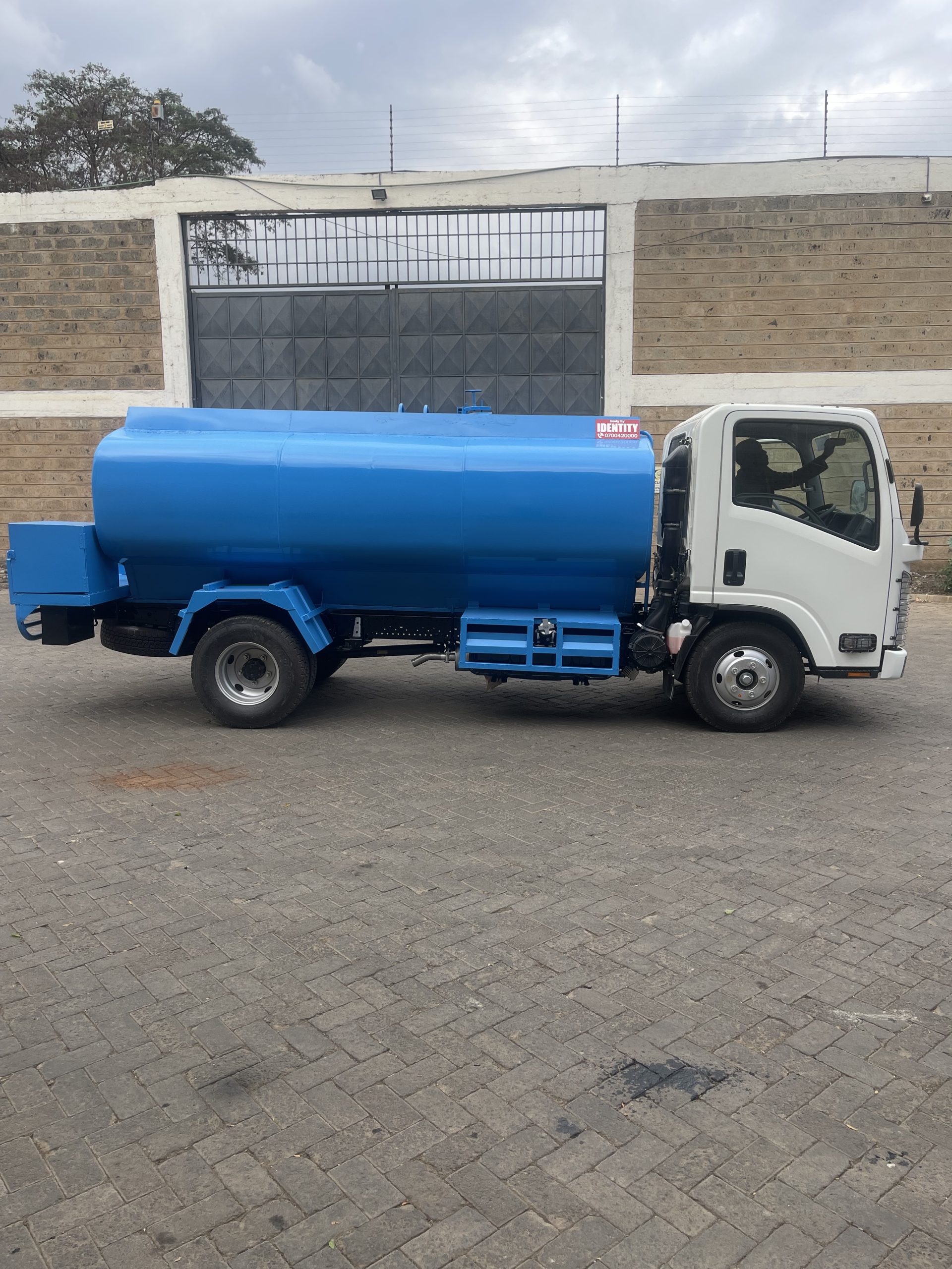 WATER BOWSERS - NMR 5000L - Identity Auto Fabricators Ltd